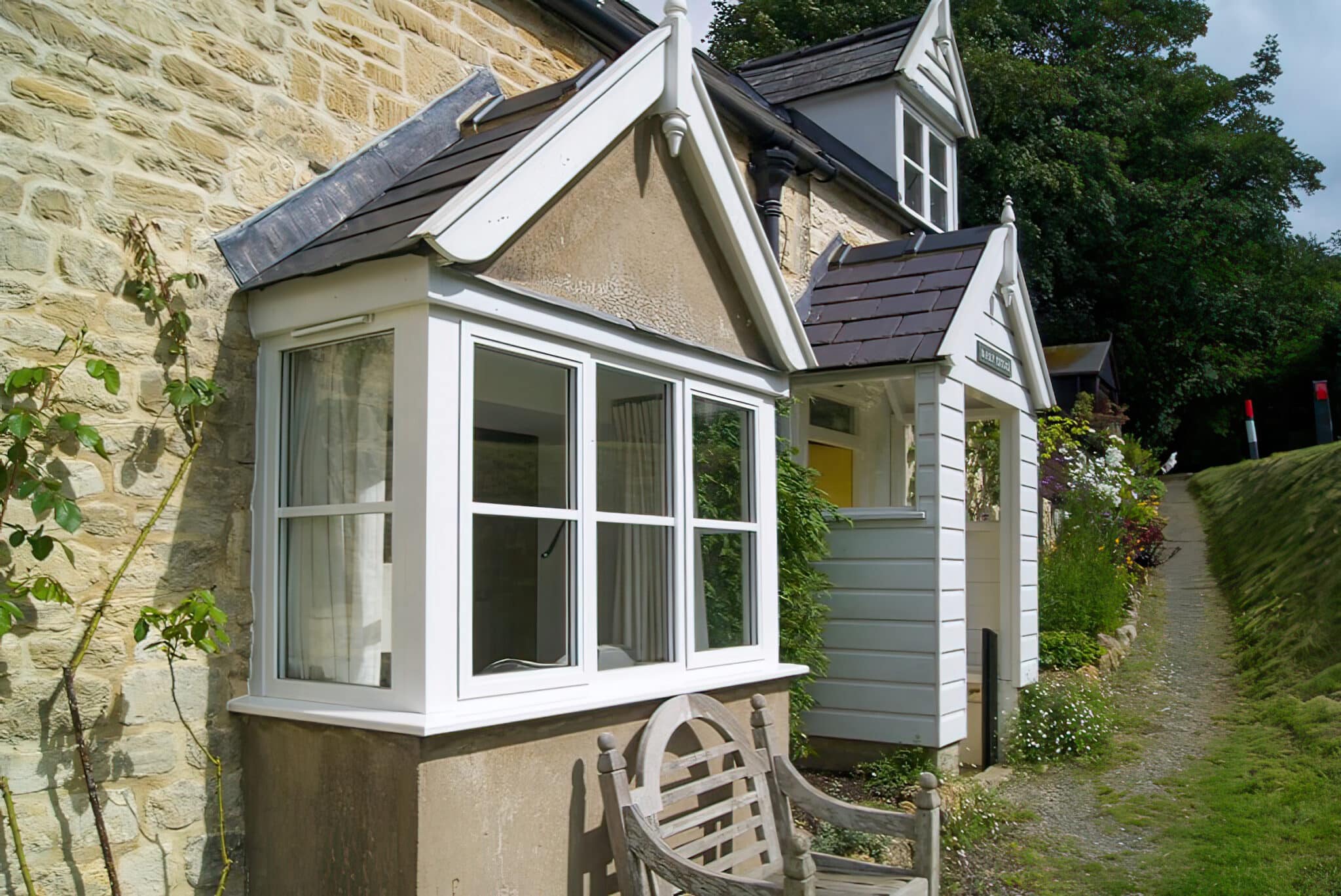 Steel look windows in Gloucestershire - Aluco